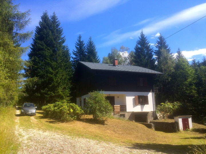 Your Vacation Home With A Stream, Hot Tub & 5 Bedrooms -