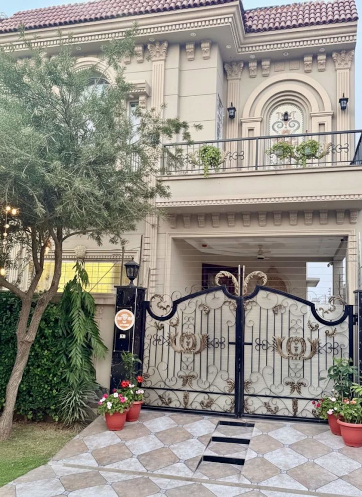Complete House In Dha Phase 9 - Lahore