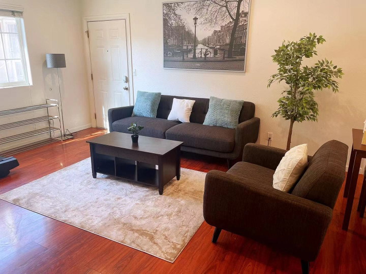 Beautiful Home At The Heart Of San Jose - Santa Clara, CA