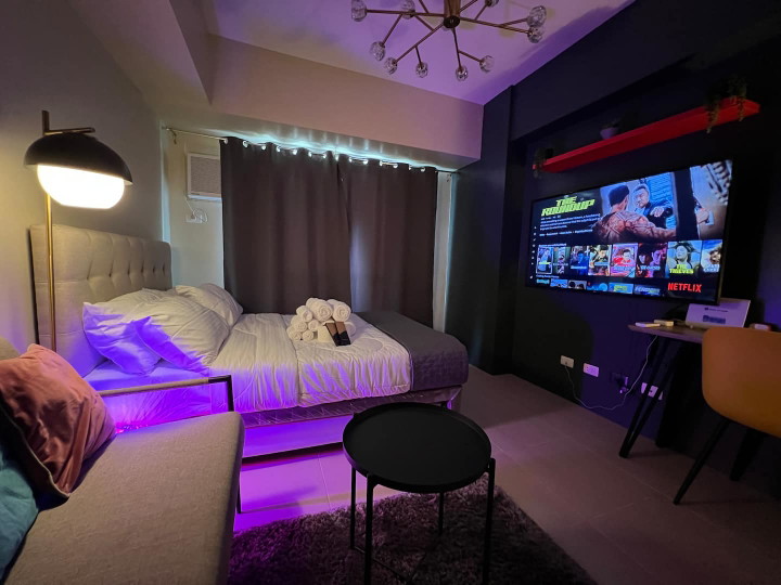 High-rise Escape City & Ocean Horizon 55 4k Tv - Cebu City