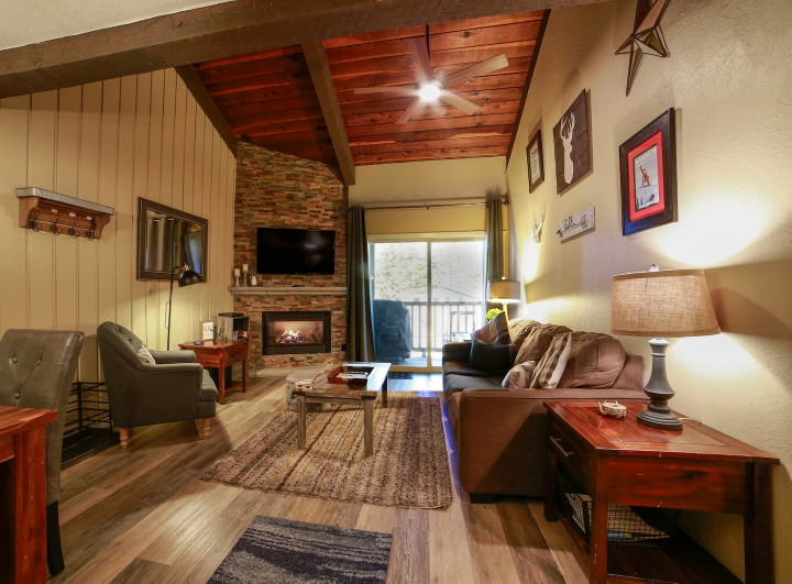 Fully Upgraded Getaway 2bdrm/2 Full Bath - June Lake, CA
