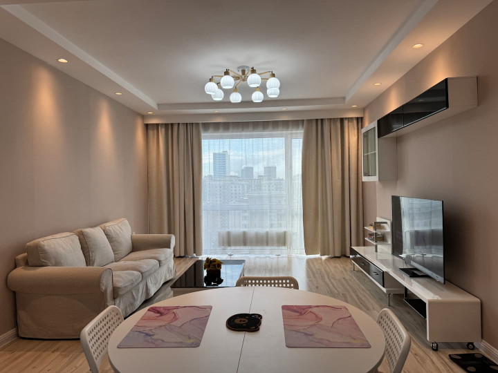 City-view Cozy Flat · 5 Min To Narantuul Market - Ulaanbaatar