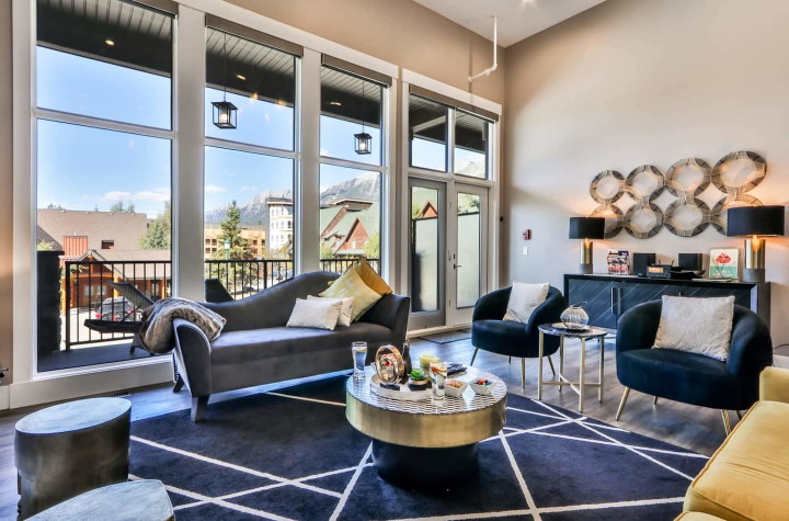 Chakra's Door Samsara | Bovenaanzicht | Hot Tub | 4br + 4. 5bth - Canmore