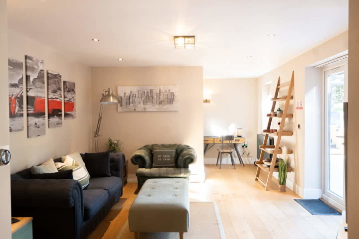 Vineyard Style 2br With Garden And Parking - Essex