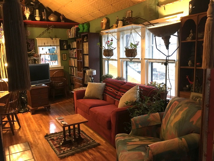 The Artist's Apartment Above Liggett Pottery - Tulsa, OK