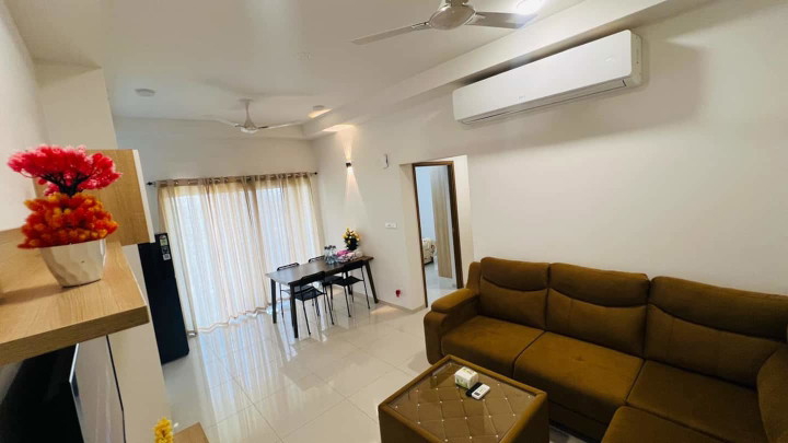 The Skyview Golden Aura By Apna Ghar - Gandhinagar