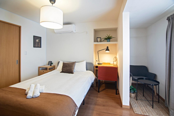 8 Min To Namba / 7 Min To Station / 55 Sqm House - Osaka