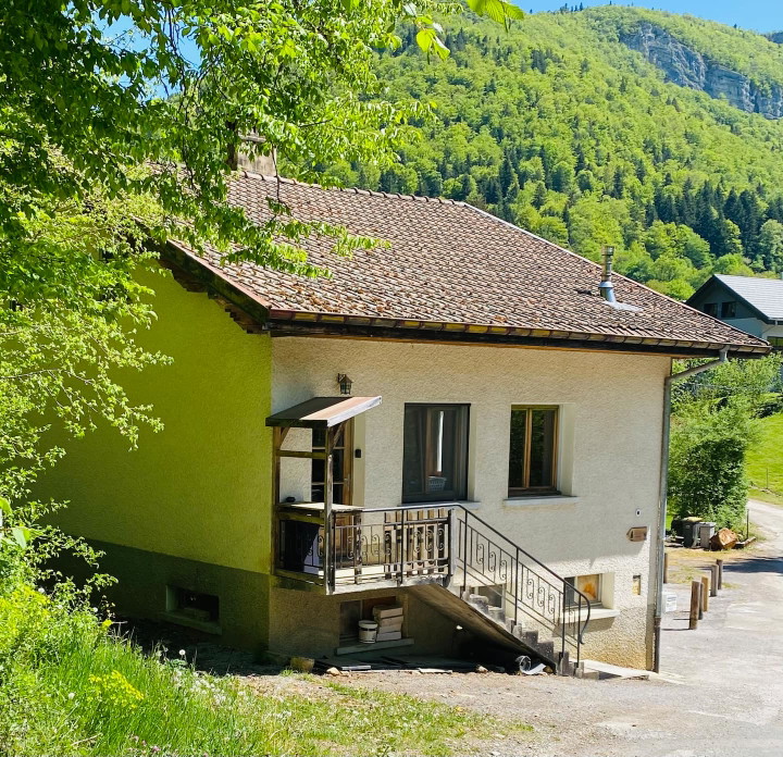 Gîte Dans La Vallée Du Dessoubre Classé 3 éToiles - La Chaux-de-Fonds