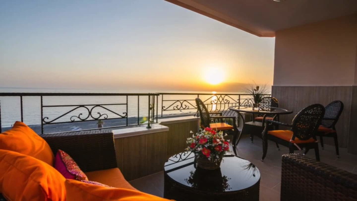 Luxury Beach Front Property - Mahmutlar