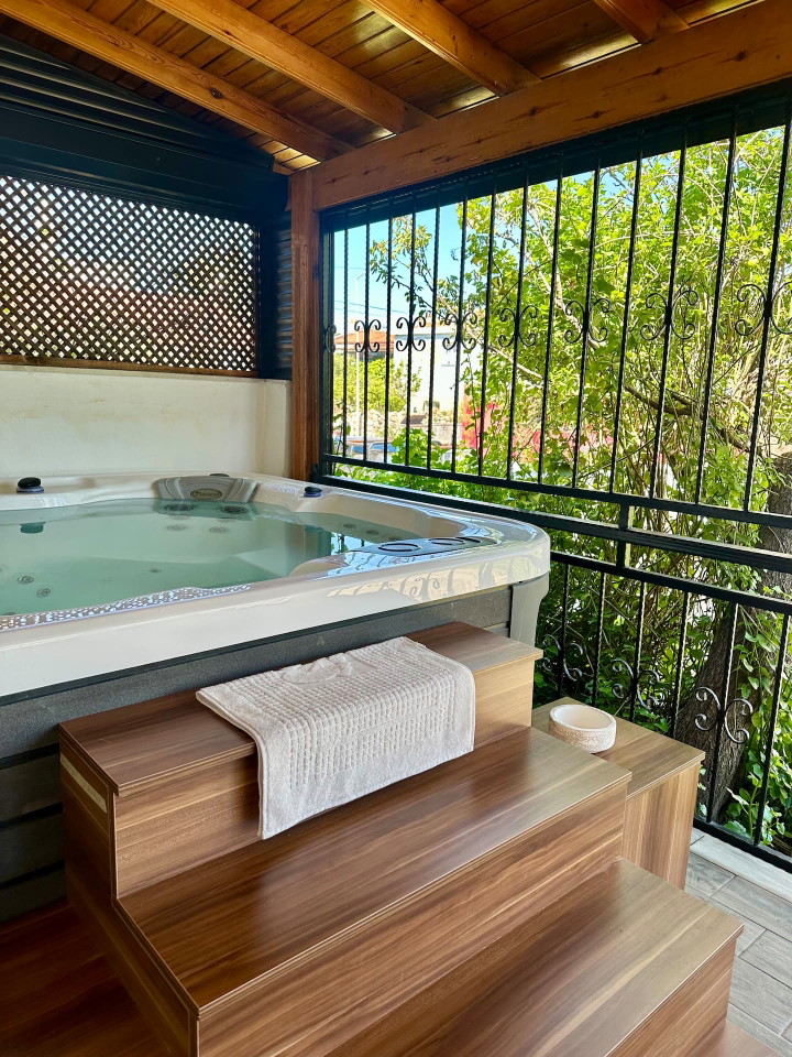 Nar Alaçatı Maison Individuelle Confortable - Çeşme