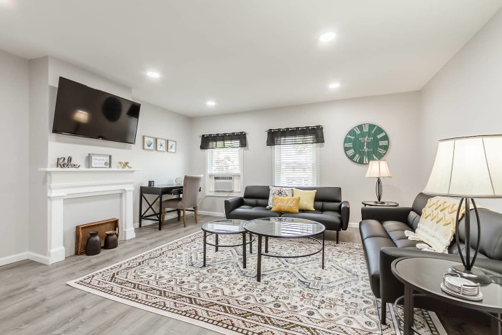 One Bedroom Apartment In Downtown Canandaigua - Canandaigua, NY