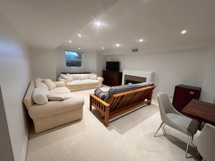 Guest Suite In Toronto (Forest Hill) - Toronto, ON