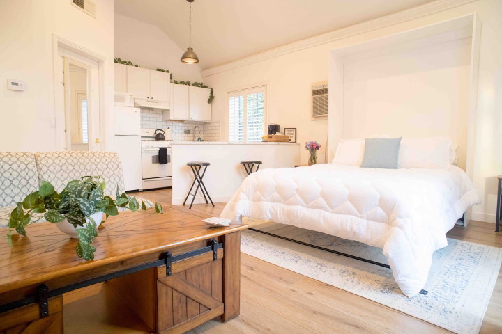 Farmhouse Studio - Full Kitchen & Private Entry - Los Ángeles