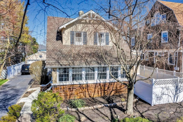 Long Branch Beach House With Inground Pool - Long Branch, NJ