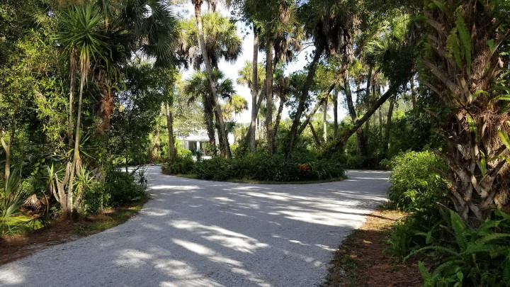 The Treehouse:treeline View, Screened Porch, Private Balcony - Melbourne, FL