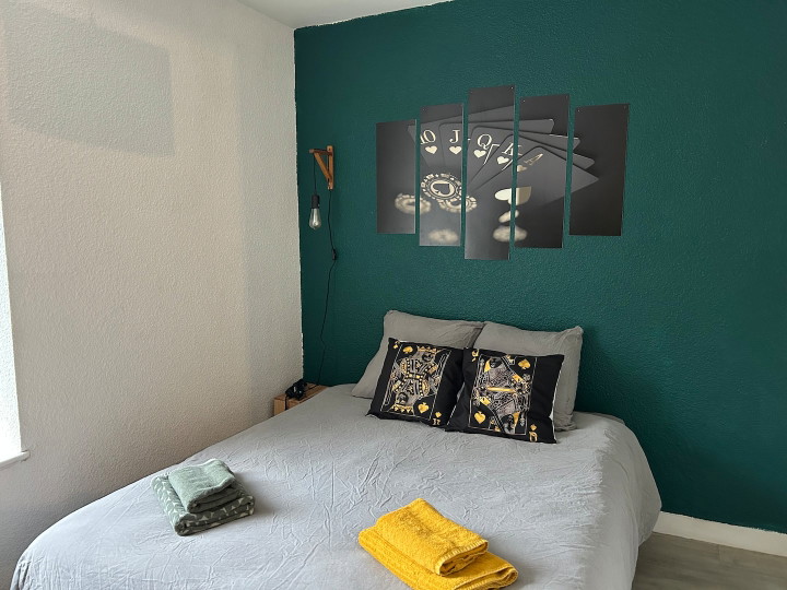 Chez Floriane Studio Centre Ville Vue Jardin - Brest, France