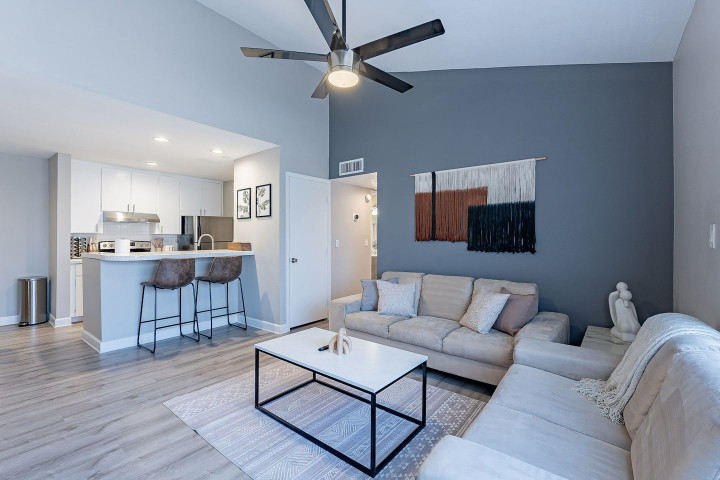 Thomas Rd Oasis - Scottsdale, AZ