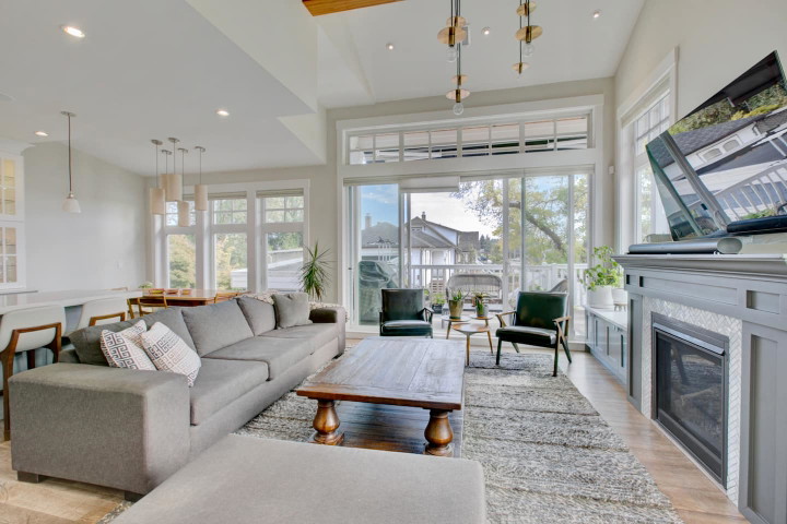 Luxury Home In New Westminster (Queensborough) - Burnaby