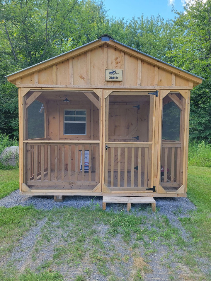 Off Grid Cabin #4 With 4 Acre Man-made Pond - Casselman
