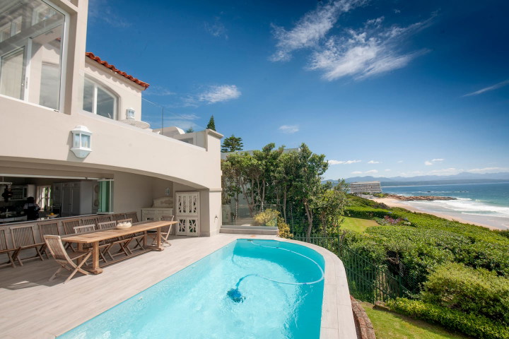 Luxury Beachfront Villa: Breathtaking Ocean Views - Plettenberg Bay