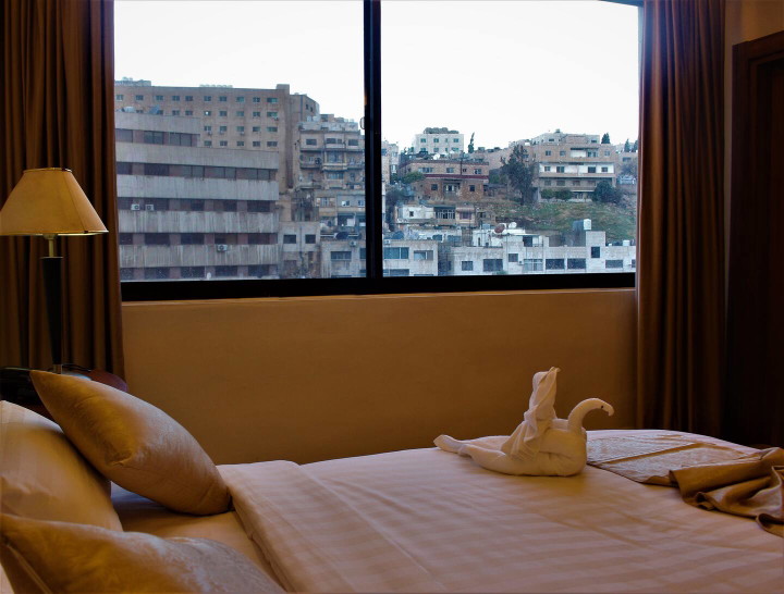 Private Room At New Merryland Hotel - Amman