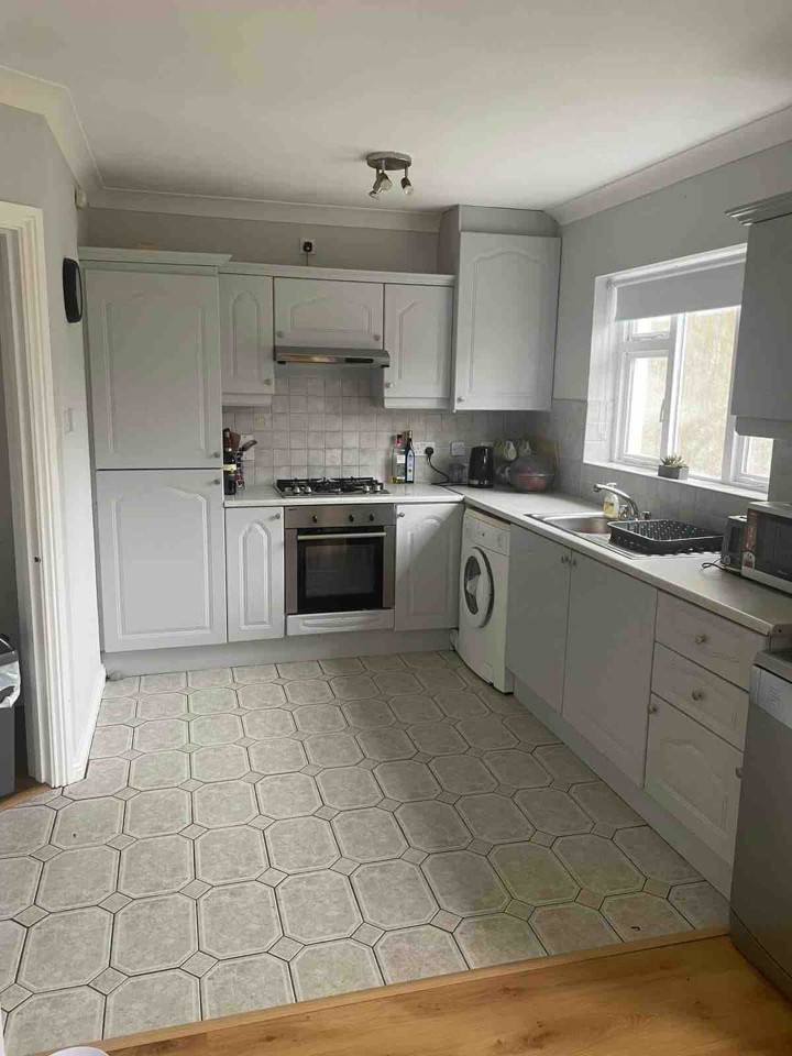 Luxury 3 Bed Semi Detached House. - Dublin
