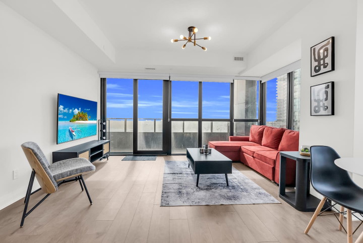 Modern 2br @ Exchange District-walk To Square One - Mississauga