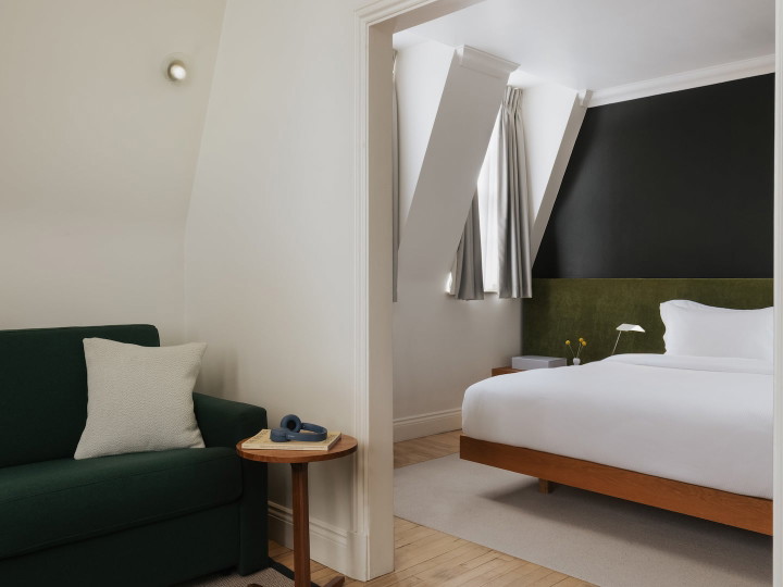 Numa | Extra Large Room With Sofa Bed - Chelsea