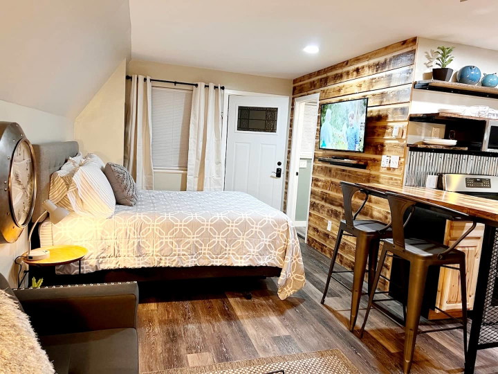 A-frame #12 Rustic-luxury, Kitchen- Mountain Vibes - Glenwood Springs, CO