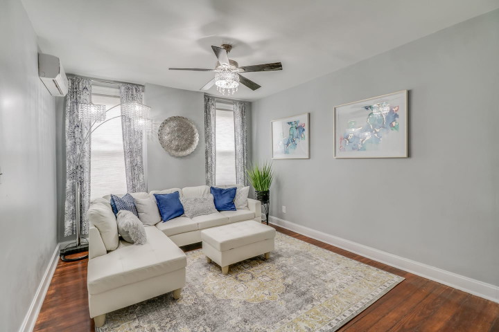 Newly Renovated  City Apartment Near Hospitals #1 - Wilmington, DE