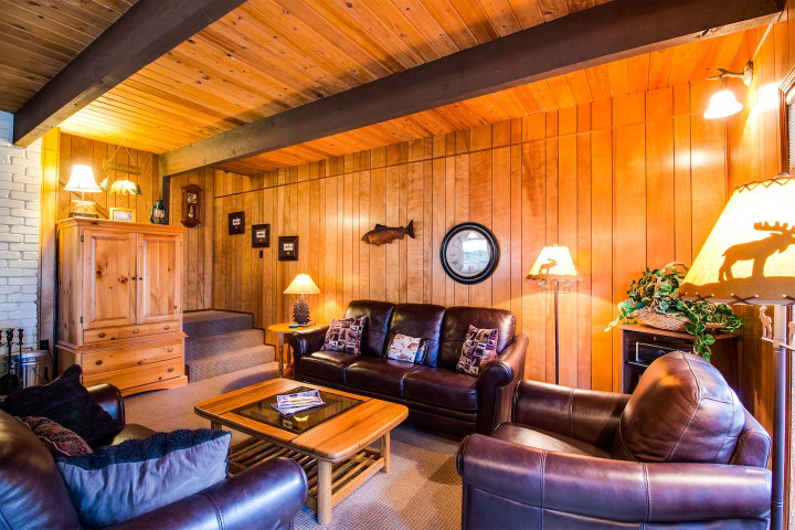 Grizzly 6 - Chalet Home, Short Walk To Village - Sunriver, OR