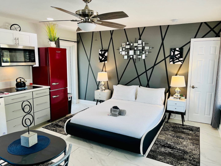 Kitchen, Parking, Beach Gear - Florida