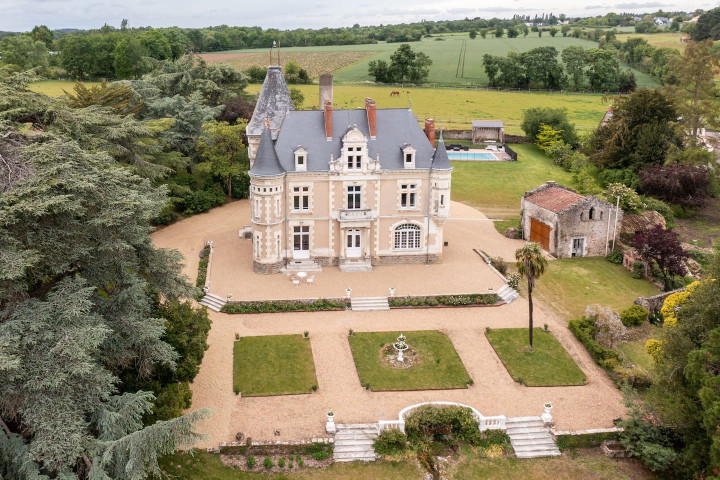 Château Beausoleil ~ 12 Pers. ~ 20' Nantes Centre - Sucé-sur-Erdre