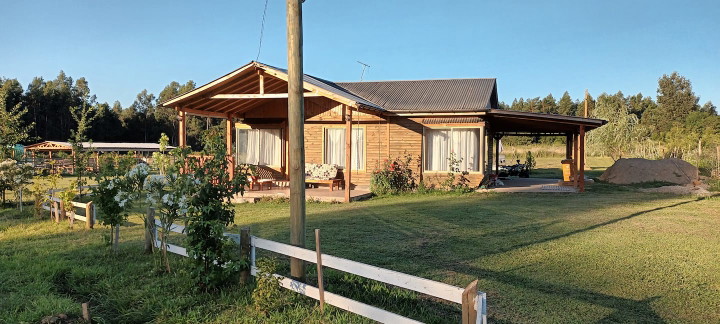 Cabaña Espacioverde - San Clemente, Chile