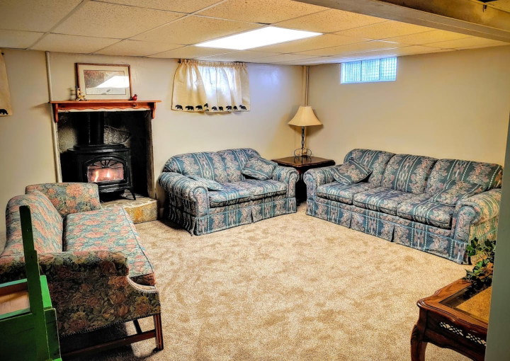 Cozy Bmt Room Near Nat'l Parks & River Beach - Rexburg, ID