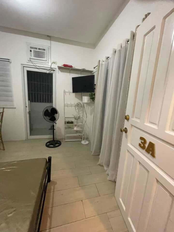 Rominaluxe Transient Rooms - Bayombong