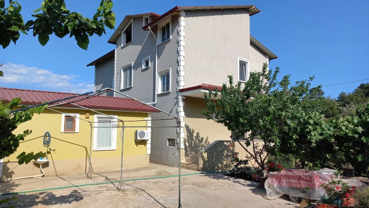 Doğayla Iç Içe Tatil Olanağı Sunan Bir Ev - Sarıgerme