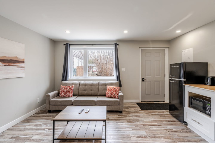 Appartement Entier D'une Chambre Au Centre-ville - Waterloo, Ontàrio, Canadà