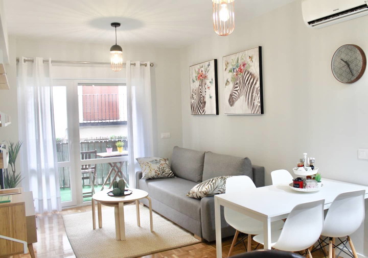 Precioso Apartamento En Centro De Madrid - Madrid
