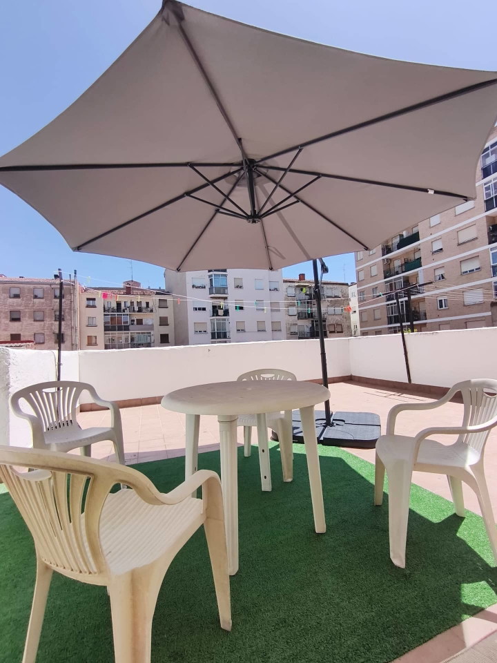 Piso Con Terraza Junto Al Ayto. - Logroño