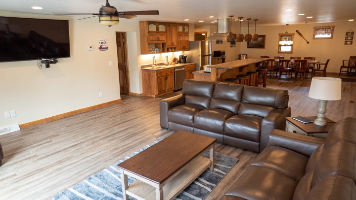 Falls Overlook Lodge - Family Friendly Lodge Near Trails & Fallingwater - Farmington, PA