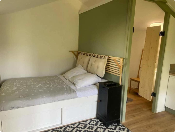 Les Studios De La Côte Roz: Solo Traveler, Garden - Perros-Guirec