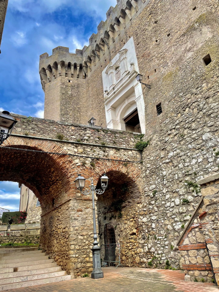 Romantic Medieval Castle Cottage Near Rome - Fiano Romano