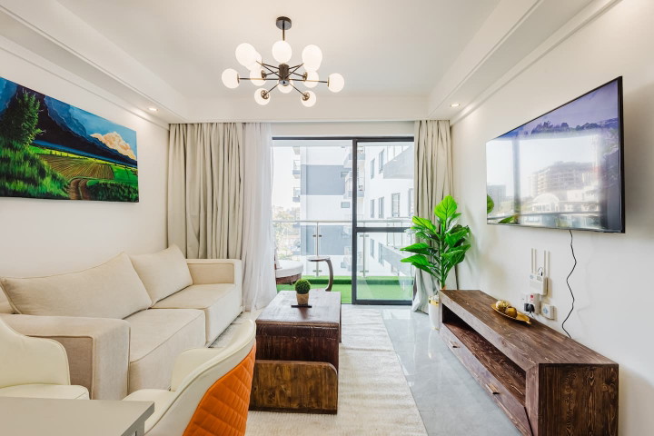 Cozy 1 Bedroom In Westlands With Pool, View & Gym - Nairobi