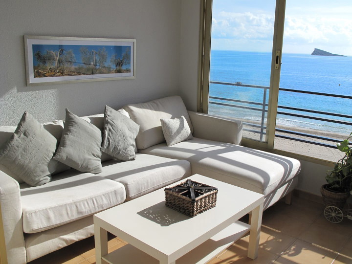 Beautiful Oceanfront Apartment. - Benidorm