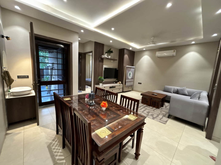 Cozyvibe ! Warm & Private Luxury 2bhk At The Prism - India