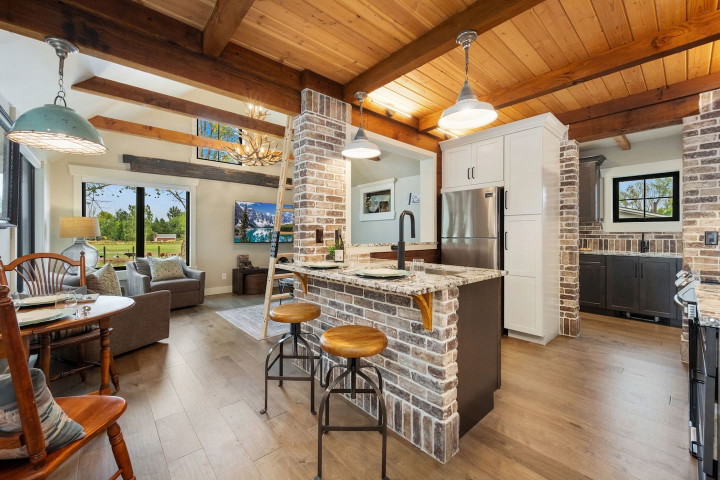 The Grain House At What The Farm - Loveland, CO