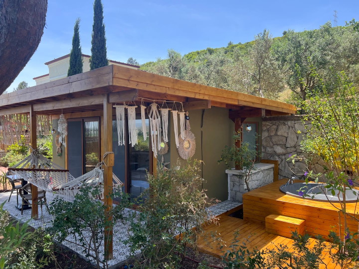Villa With Jacuzzi And Pool In Nature - Urla