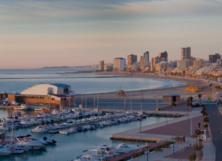 Piso 112 Metros A 1 Minuto De La Playa - El Campello