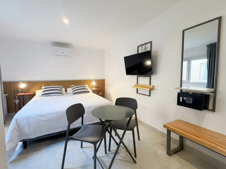 Habitación Tipo Hotel Con Baño Privado. - Azul